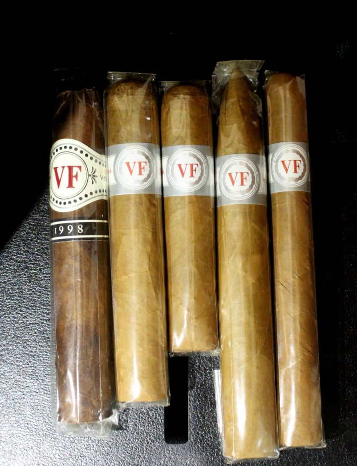 Cingari | Buy Cigars Online from India's Most Trusted Cigar Store